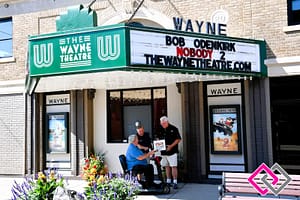 Mike Jones presented Don Mong painting | My County Link