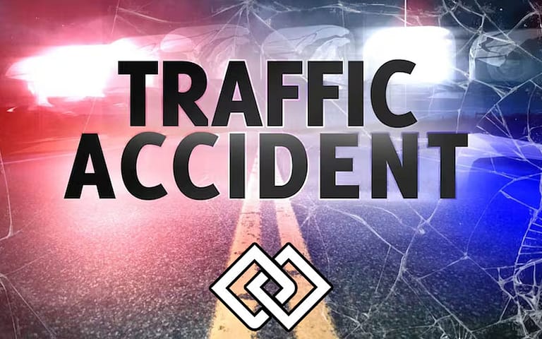 Driver suffers minor injuries in two-vehicle crash | My County Link