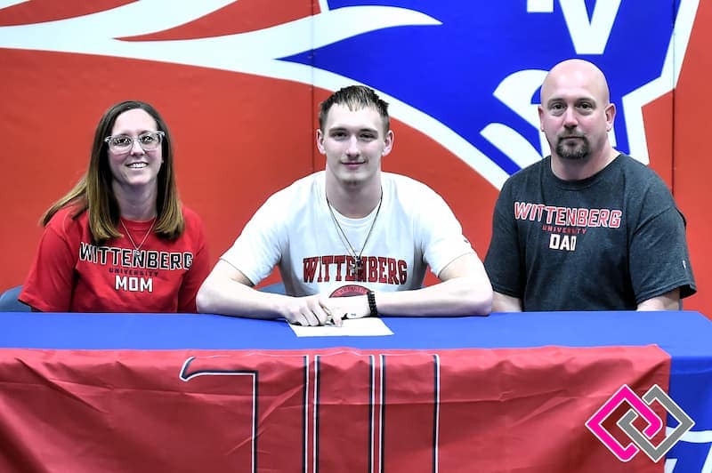 Reed Wehr signs with Wittenberg University football program | My County ...