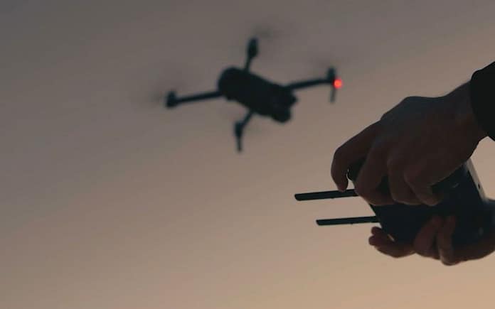 Safety and privacy regulations for flying drones, especially at night ...