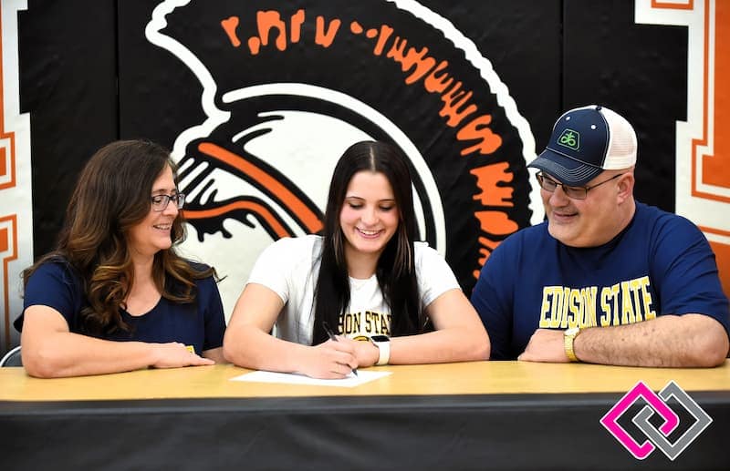 Arcanum's Haley Smith signs with Edison State volleyball program | My ...